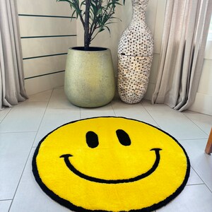 Smiley Face Area Rug , Fun Dorm Room Decor , Happy Face Area Rug ...