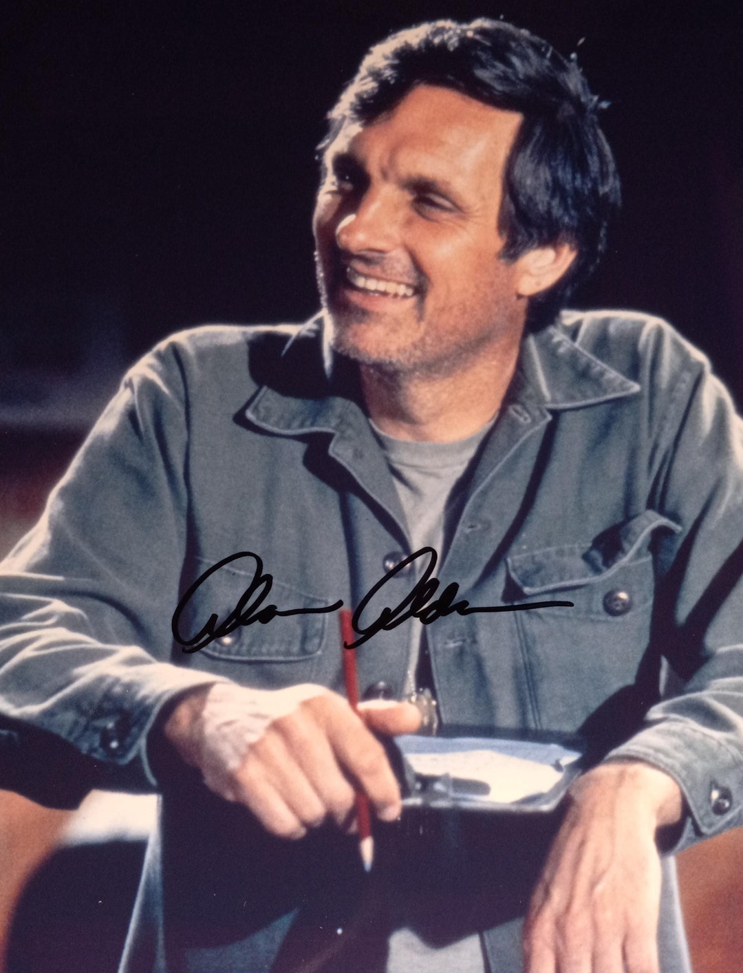 Alan Alda 8.5x11 Authentic Signed Photo W/ 3rd Party Authentication - M ...