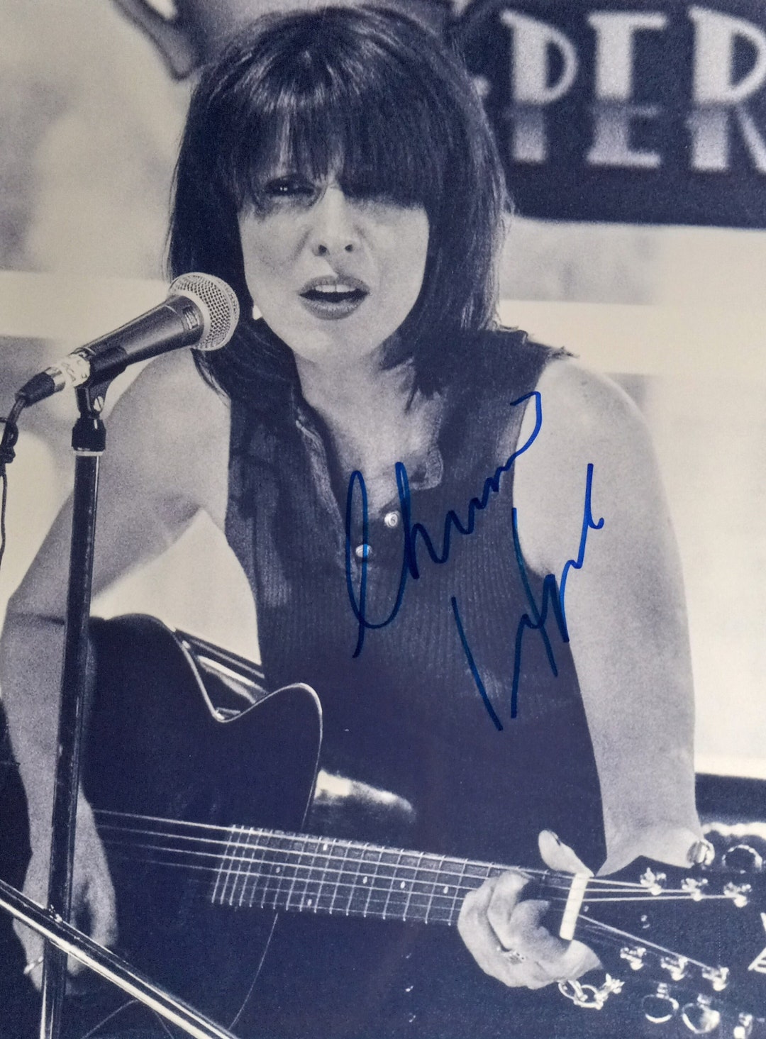 Chrissy Hynde Authentic Signed 8.5x11 Photo W/ 3rd Party Authentication ...