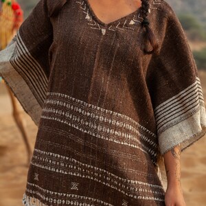 100% Local Sheep Wool Poncho Kaftan - Handwoven in Bhujodi - Etsy