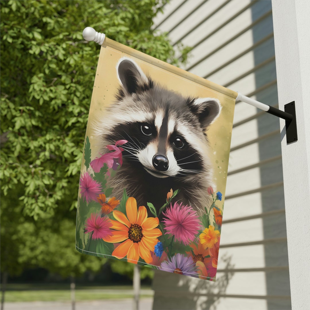 Raccoon Garden House Flag for Raccoon Lovers, Yard Flag Raccoon Gifts ...