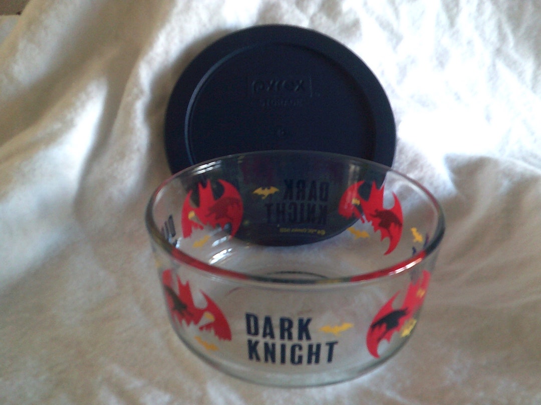 Happy New Year PYREX DARK KNIGHT Batman Dc Comics 4 Cup Bowl With Lid ...