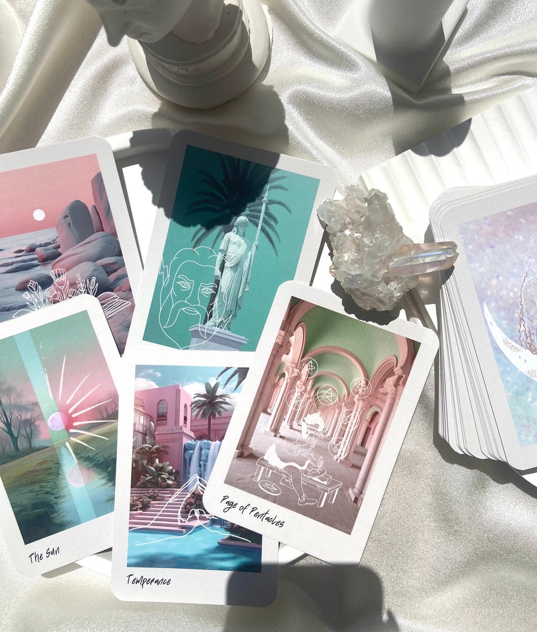 White Miracle Tarot Deck: 78 Tarot Cards, Guidebook & Pouch - Etsy