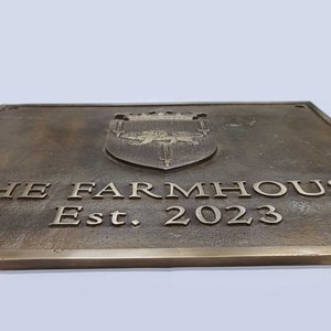 Custom Bronze Family Crest Coat of Arms Plaque - Vintage-style ...