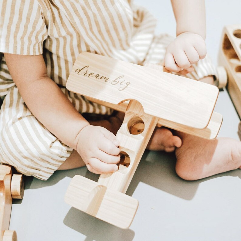 Classic Plane With Peg Dolls Premium Children's Vehicle Wooden Toy ...