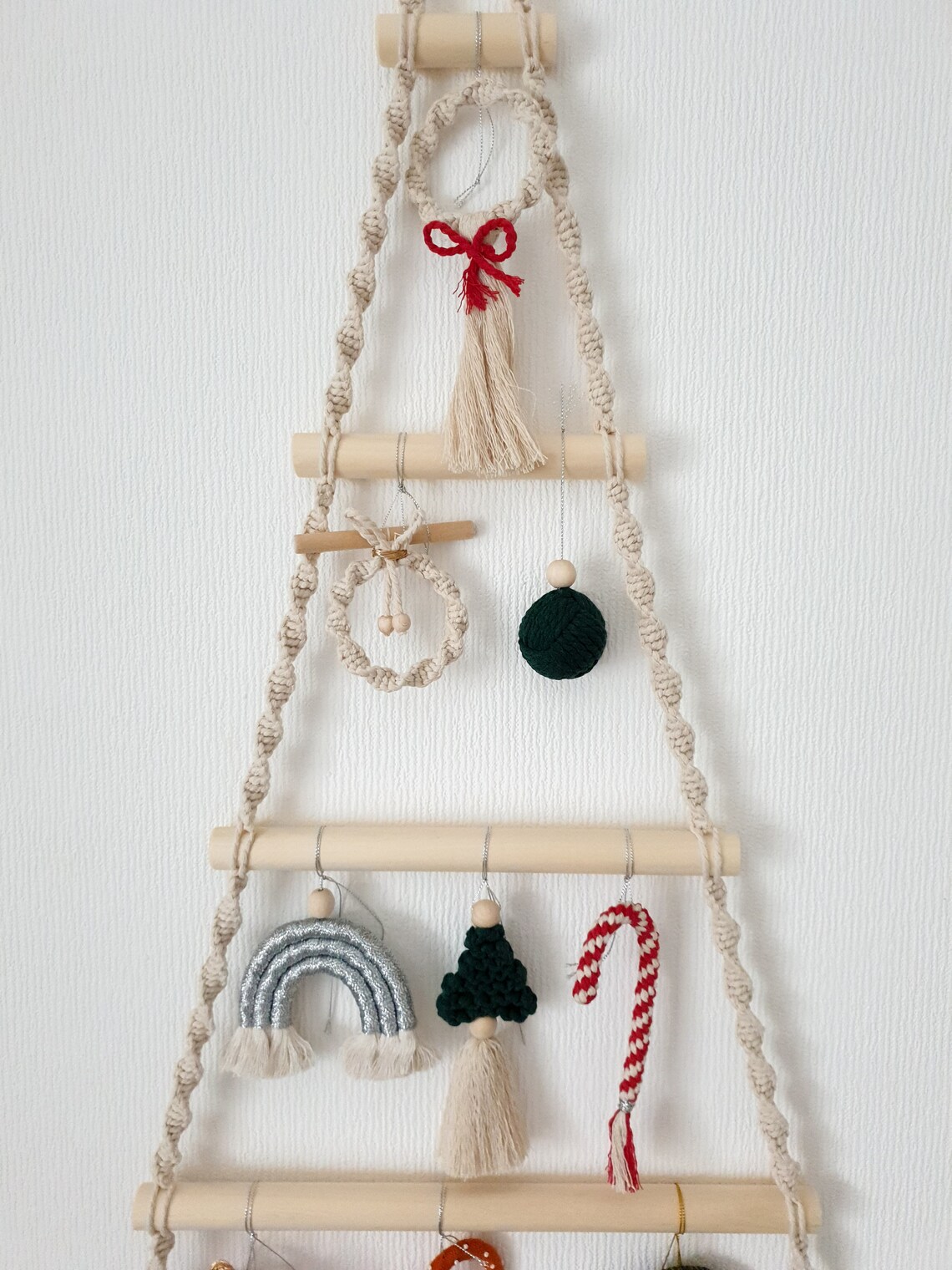 Large Macrame Christmas Tree With Festive Ornaments - Etsy