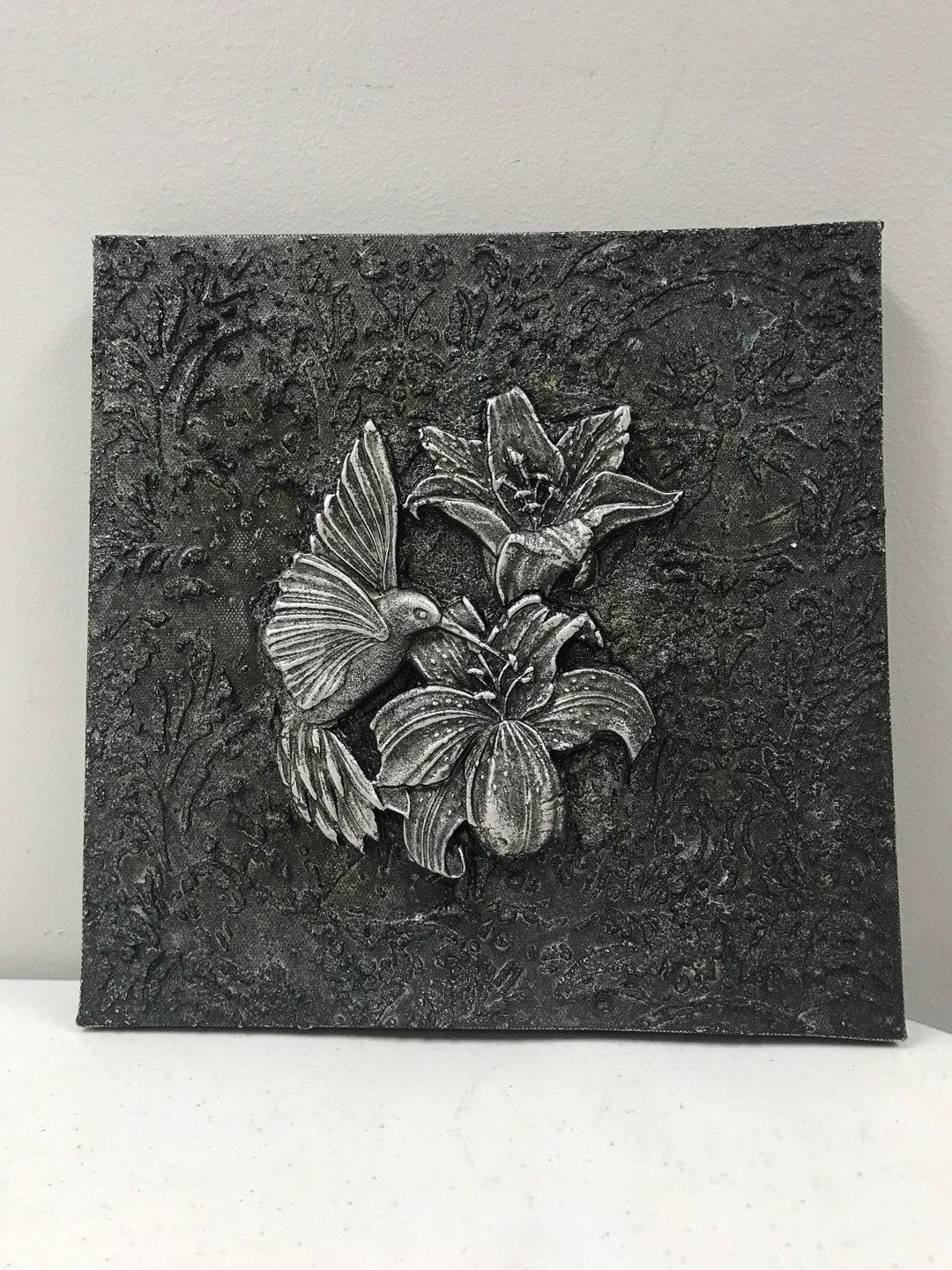 Handcrafted Air Dry Clay Humming Bird With Lilies Zuri Colibri Flutters ...