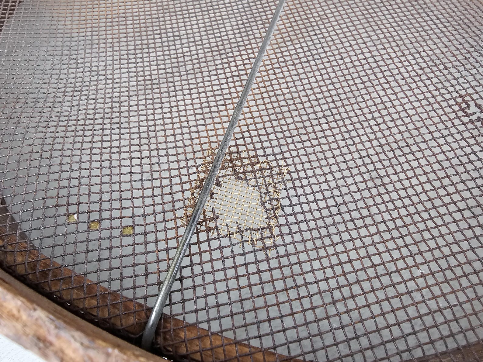 Primitive Wooden Grain Sieve | Large Farmhouse Sifter With Wire Mesh ...