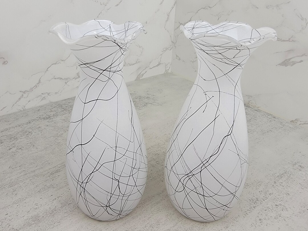 Vintage Spaghetti String Drizzle Vases (set of Two) | Midcentury Black ...