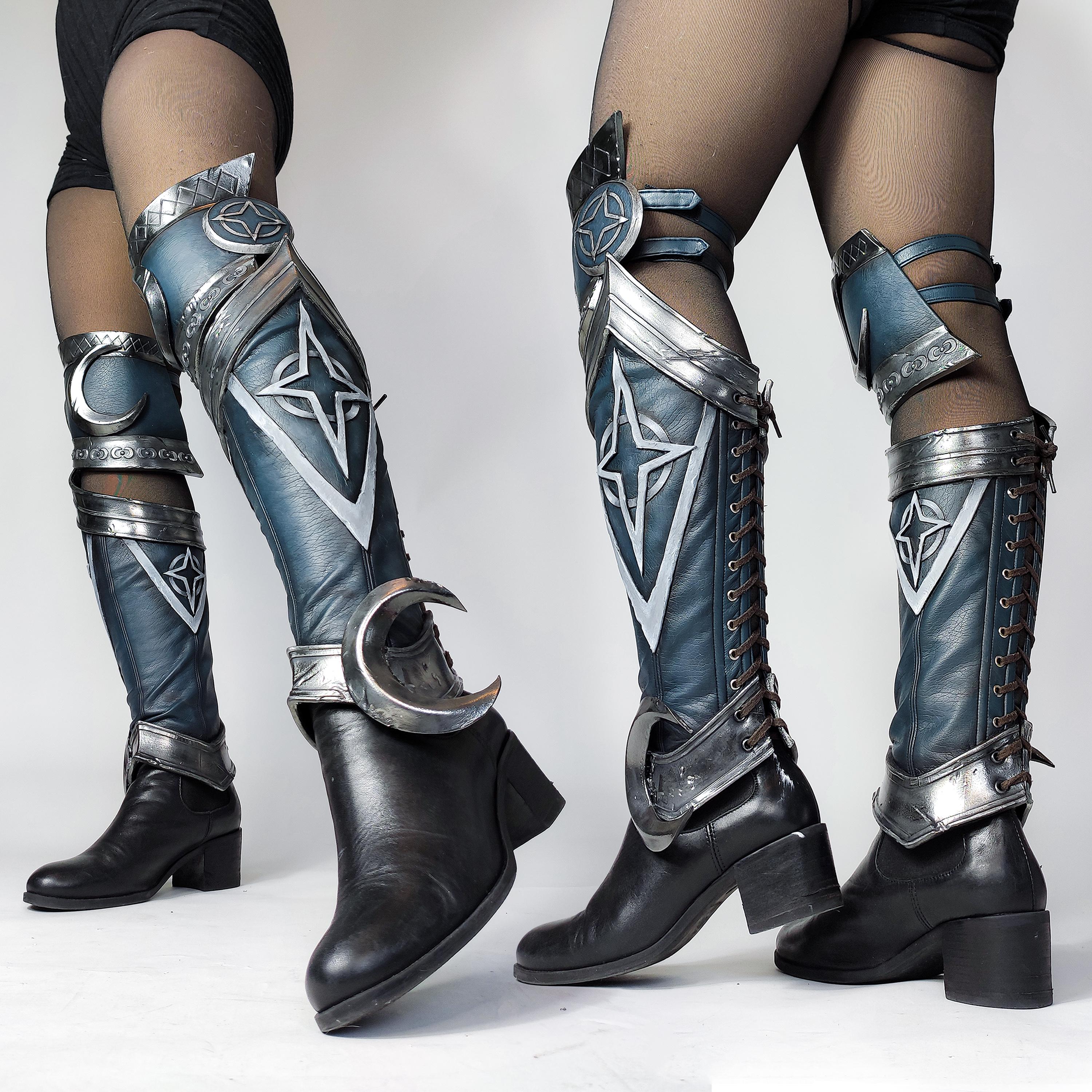 PATTERNS & TUTORIALS : Isobel/moon Cleric Boot Covers - Etsy