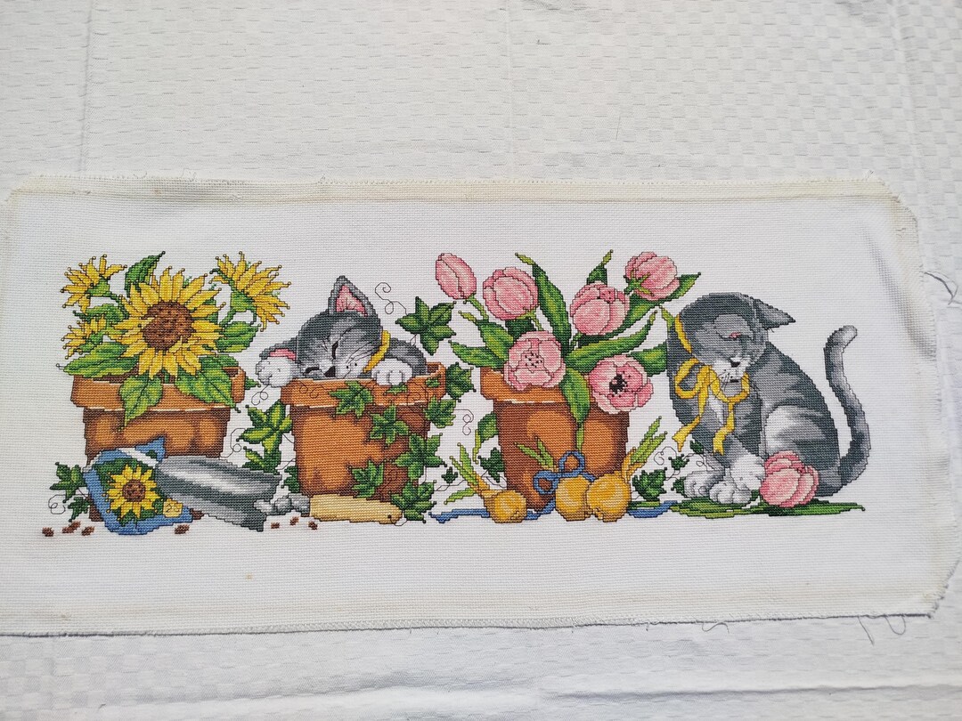 Rare. Adorable Kitty Vintage Embroidery Finished With a Cat in a ...