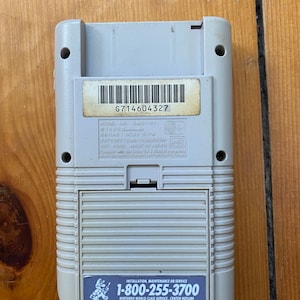 Authentic Nintendo Game Boy With 2 Game Cartridges - Spider Man 2 + the ...