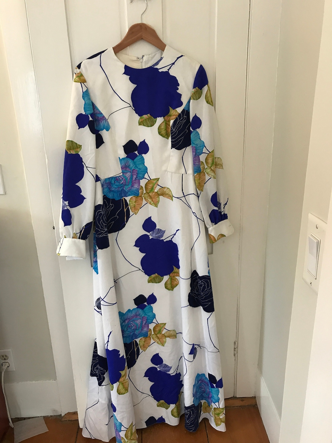 Vintage Posh by Jay Anderson 70's Bold Floral Maxi Dress With Sash ...