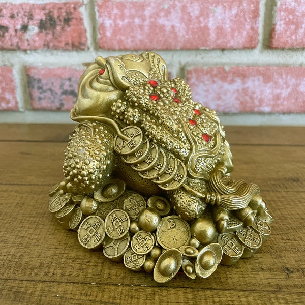 Jade Frog With Coin - Etsy