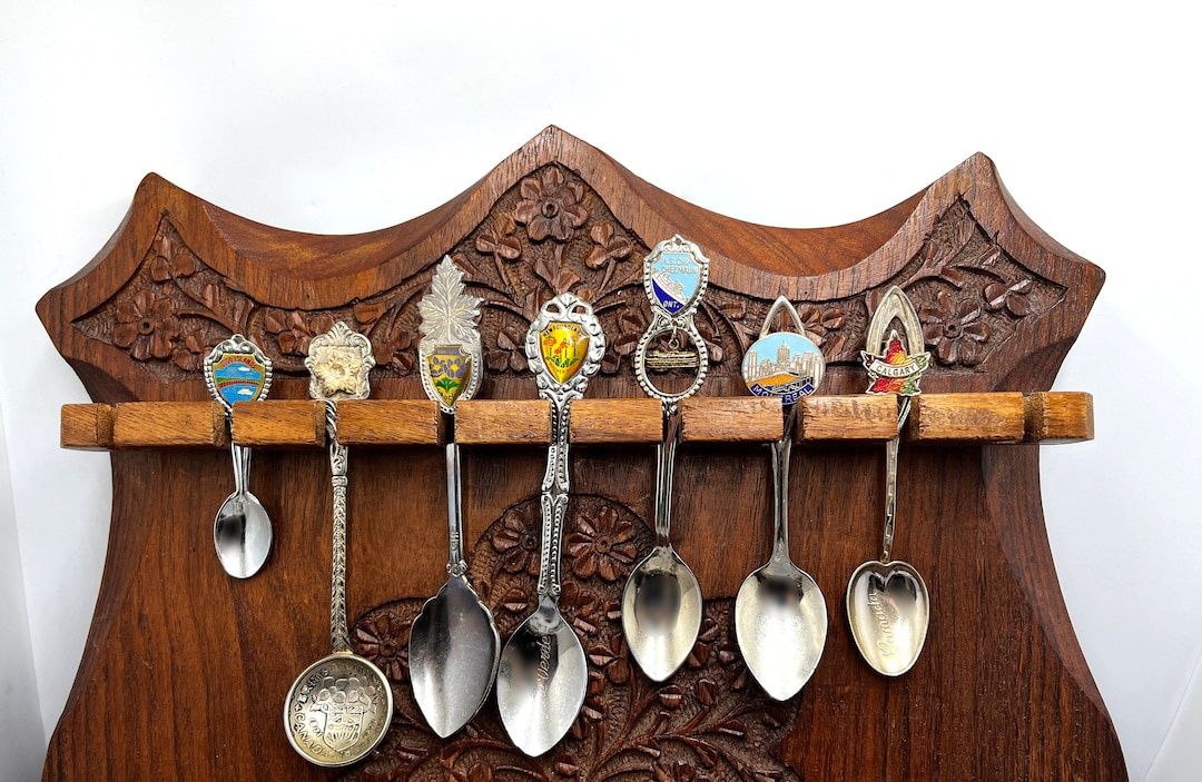 Vintage Souvenir Spoons Set of 7 Canadian Spoons Calgary, Montreal ...