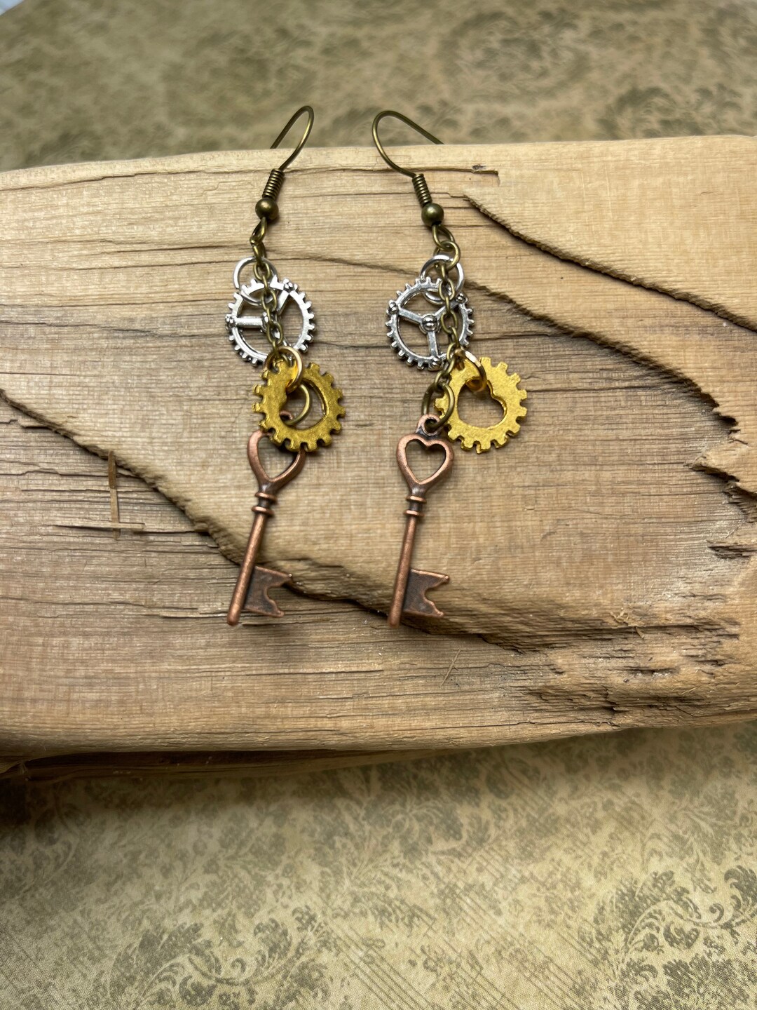 Steampunk Gear Cog Clock Skeleton Key Dangling Earrings - Etsy