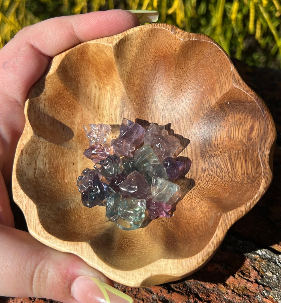 Mini Fluorite Toothless Carving - Etsy