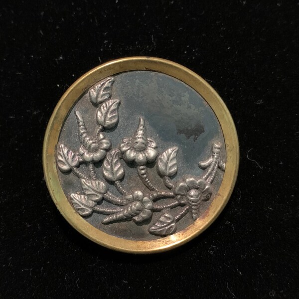 Button Brooch - Etsy