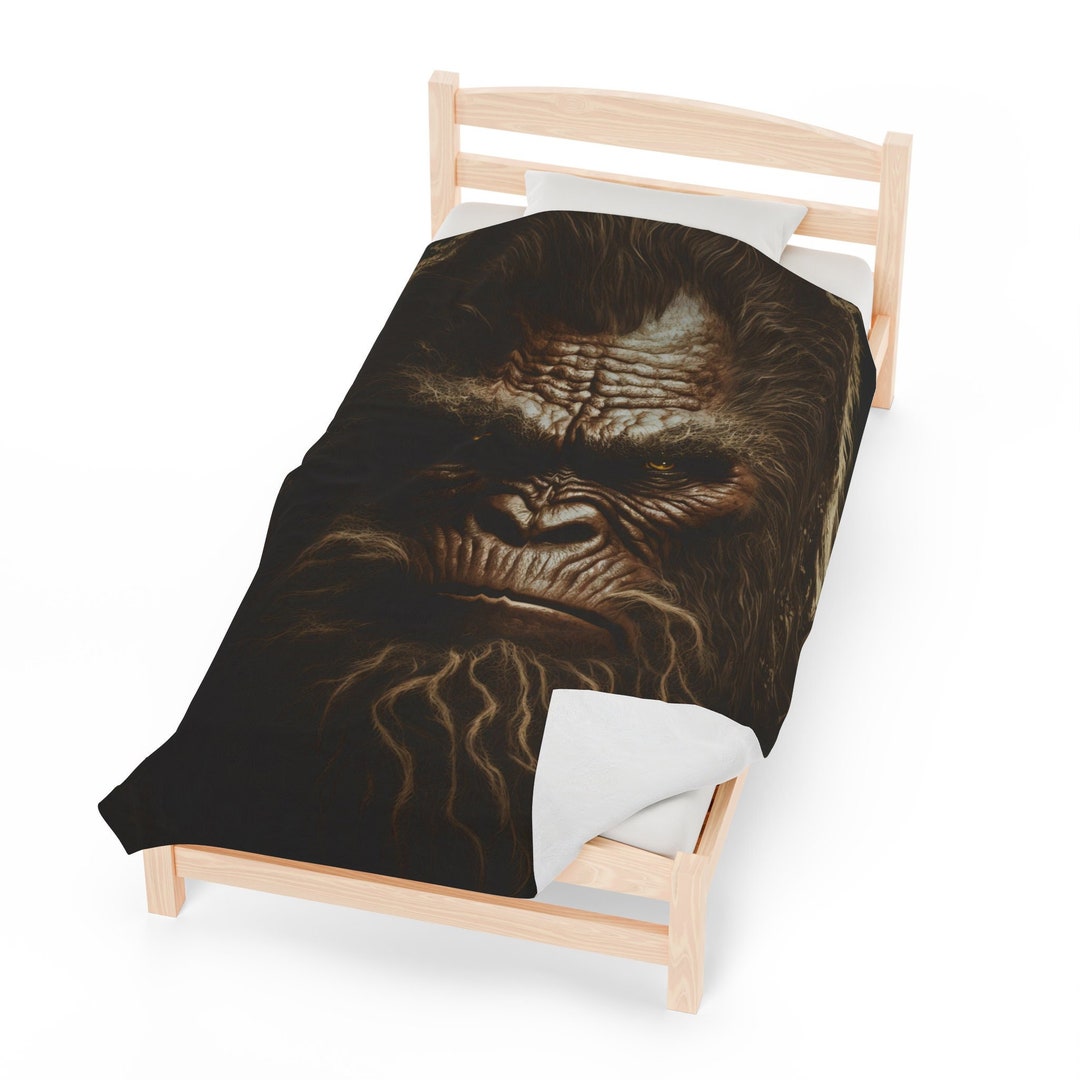 Realistic Bigfoot Sasquatch Throw Blanket Decorative Bed Room Bedding ...
