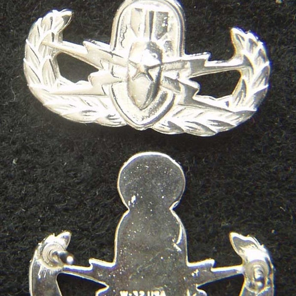 Mess Dress Badge Etsy