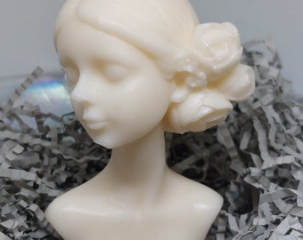 Flower Girl Soy Candle | Aesthetic Female Figure Candle - Etsy