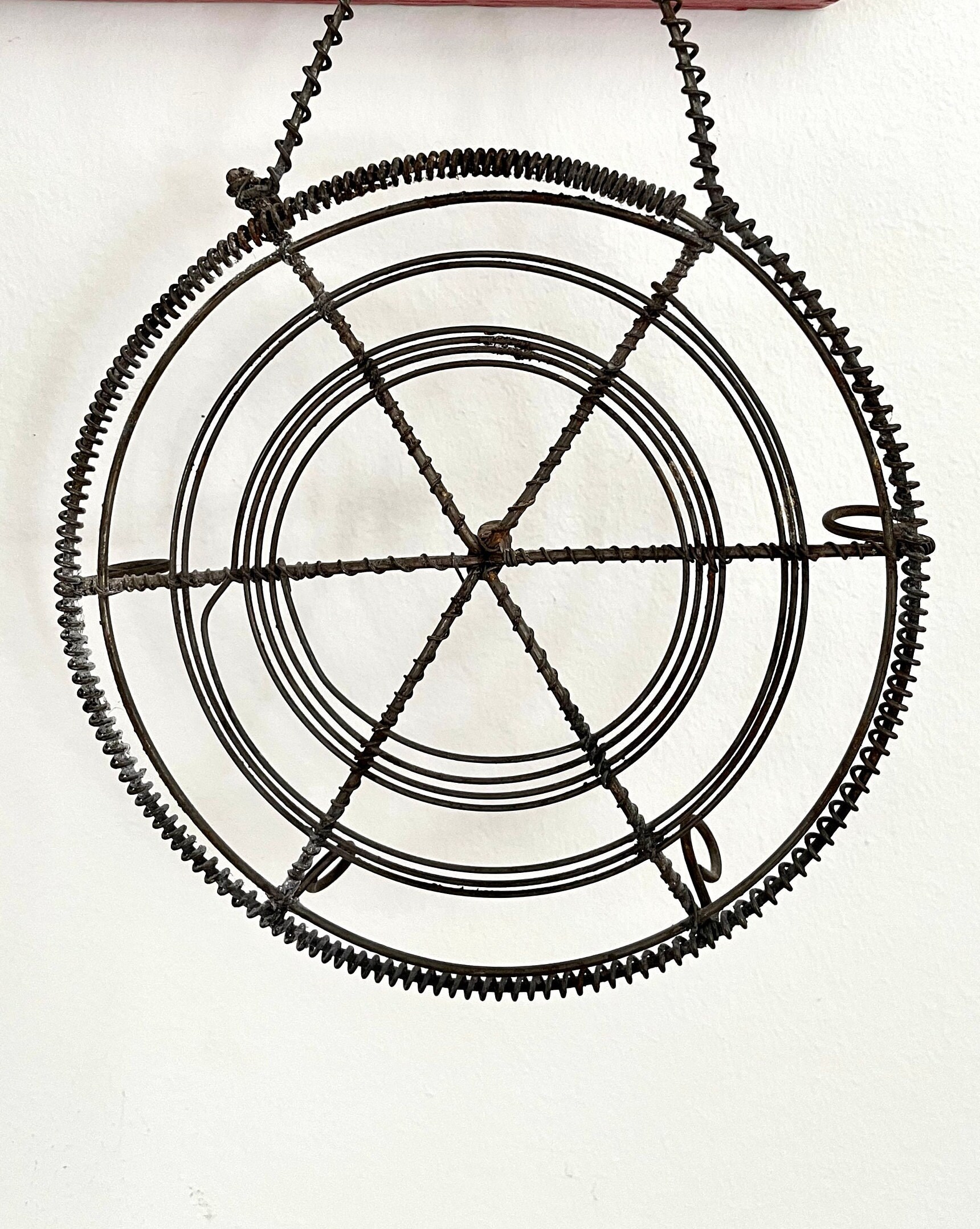 VINTAGE WIRE RACK With Hank, Trivet, Vintage Artwork, Scandinavian ...
