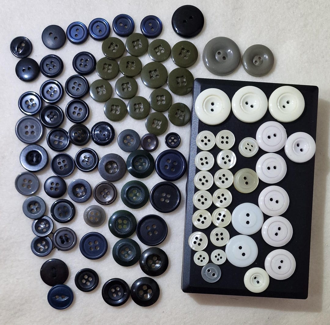Vintage Button Collection – 100 Unique Sewing Buttons for Crafting, DIY ...