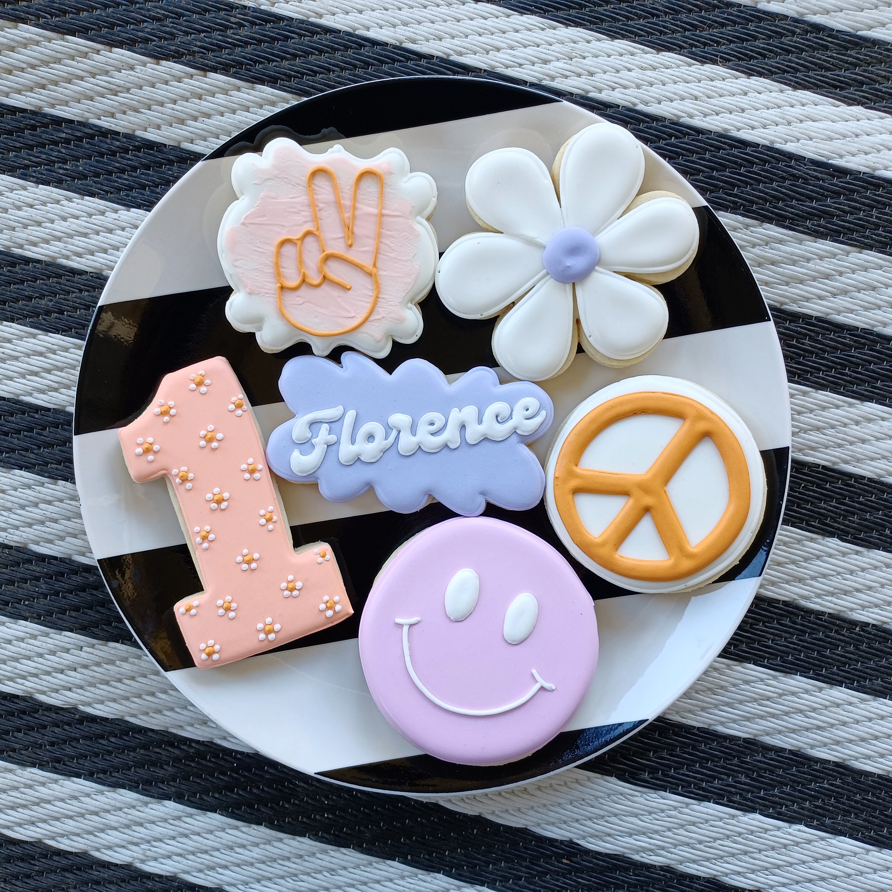 Groovy/peace Sign Inspired Decorated Sugar Cookies - Etsy