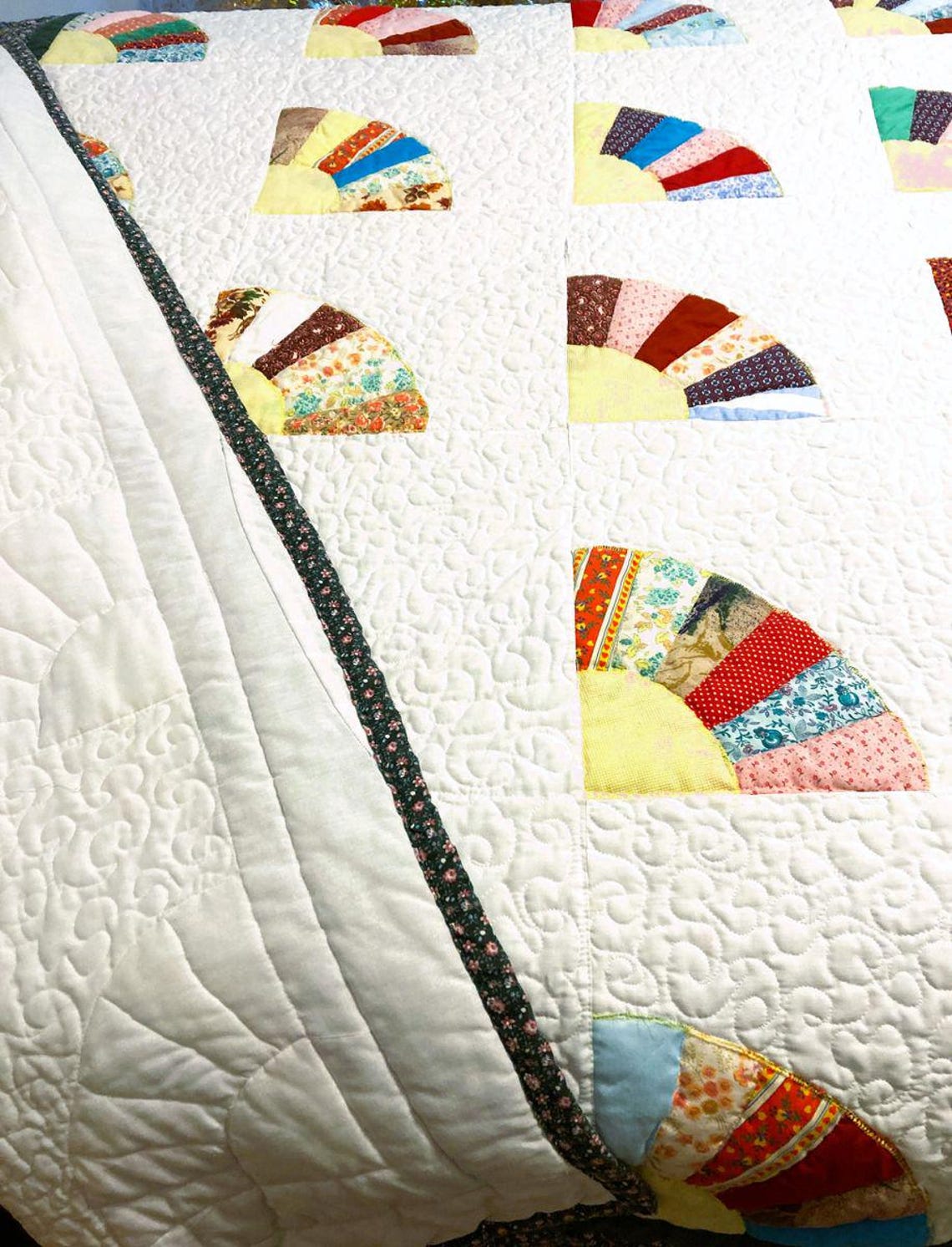 Quilt - Vintage Antique Handmade Fan Pattern Patchwork Bedspread 79 X ...