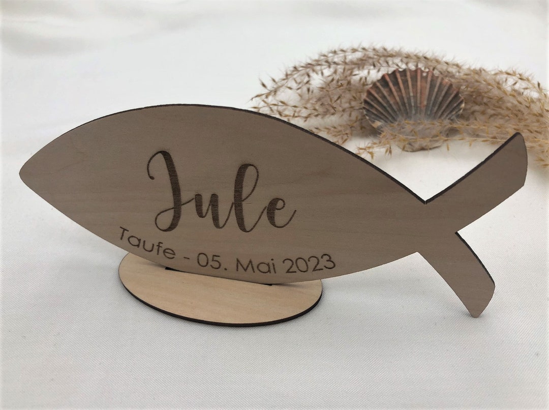 Tauffisch als Taufdeko aus Holz, personalisierter Fisch mit Name und ...