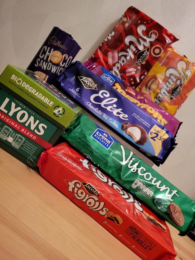 Irish Tea and Biscuits Surprise Box Gift Him Her Birthday Postal Hamper ...