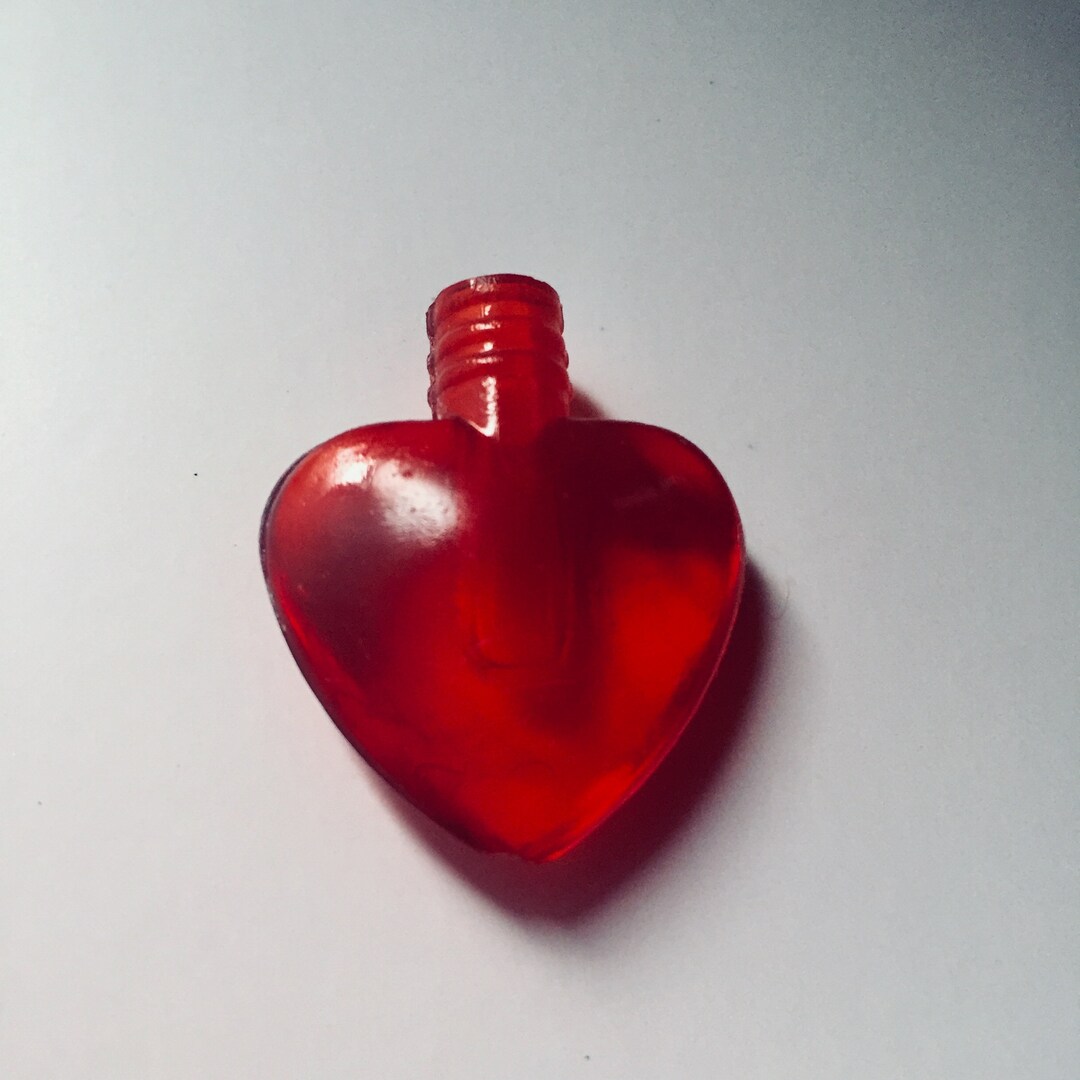 RED HEART CARD - Etsy