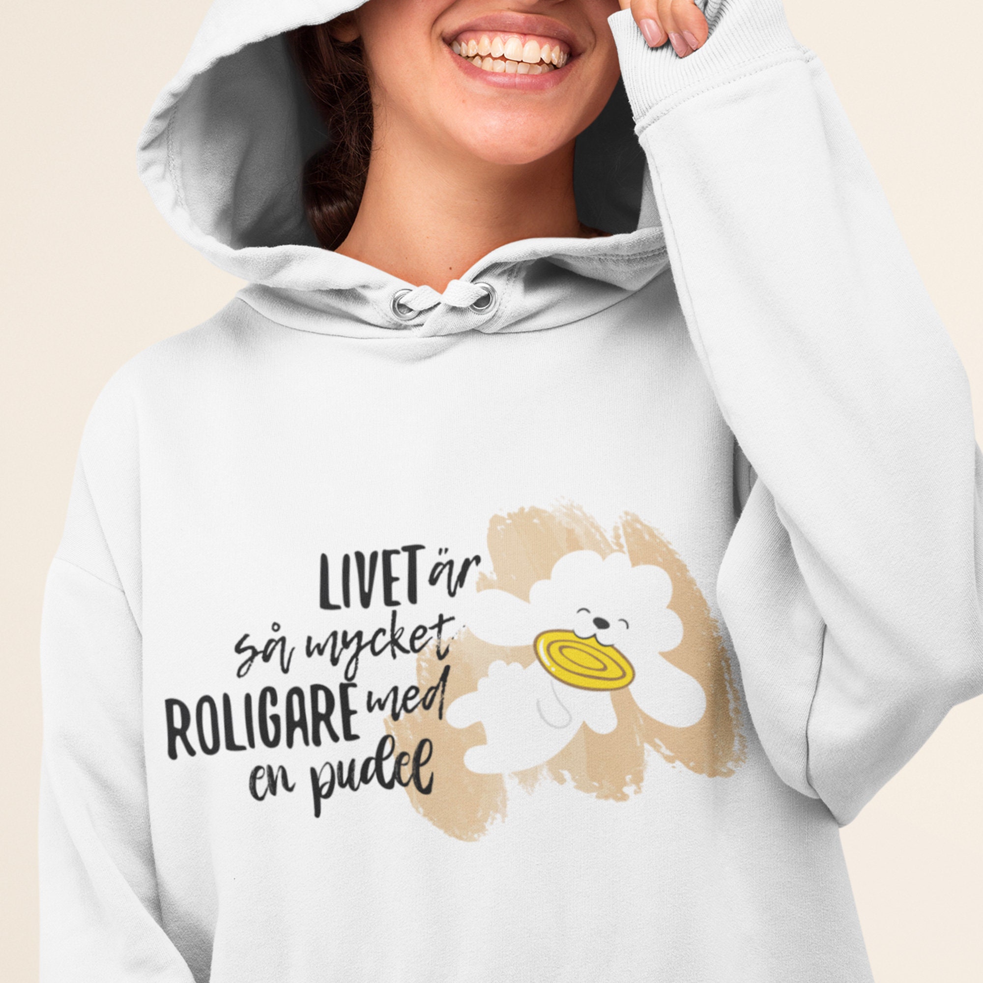 Mugs Vit mugg med gulligt citat och vit pudel Livet är så mycket ...