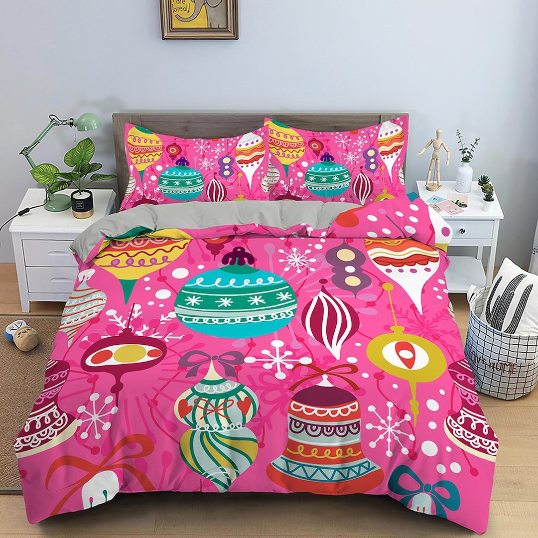 Whimsical Christmas Baubles Pink Duvet Cover Set, Christmas Full Size ...