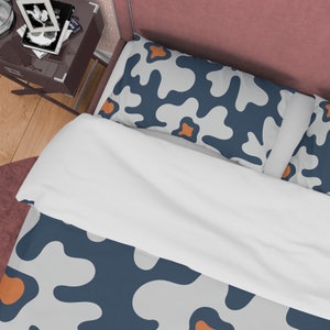 Flowy Shaped White Flowers in Blue Grey Duvet Cover Set, Aesthetic ...