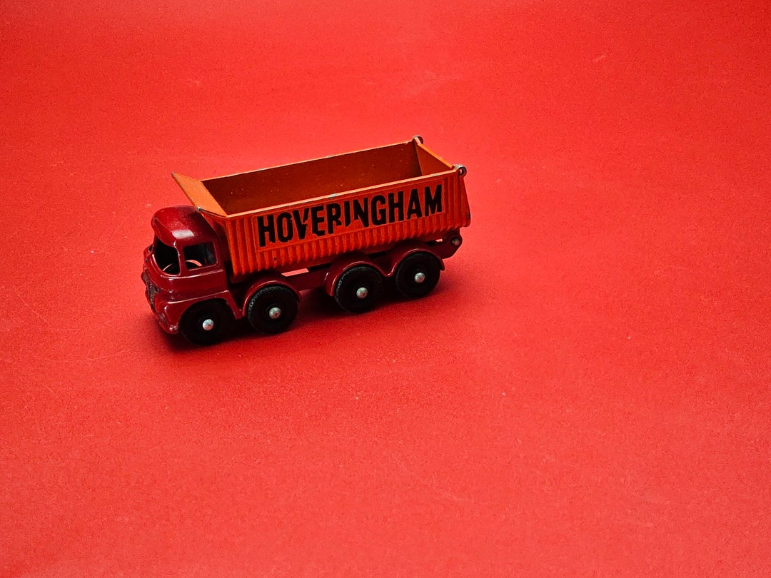 Matchbox Number 17 8 Wheel Tipper Hoveringhams Lorry With Original Box ...