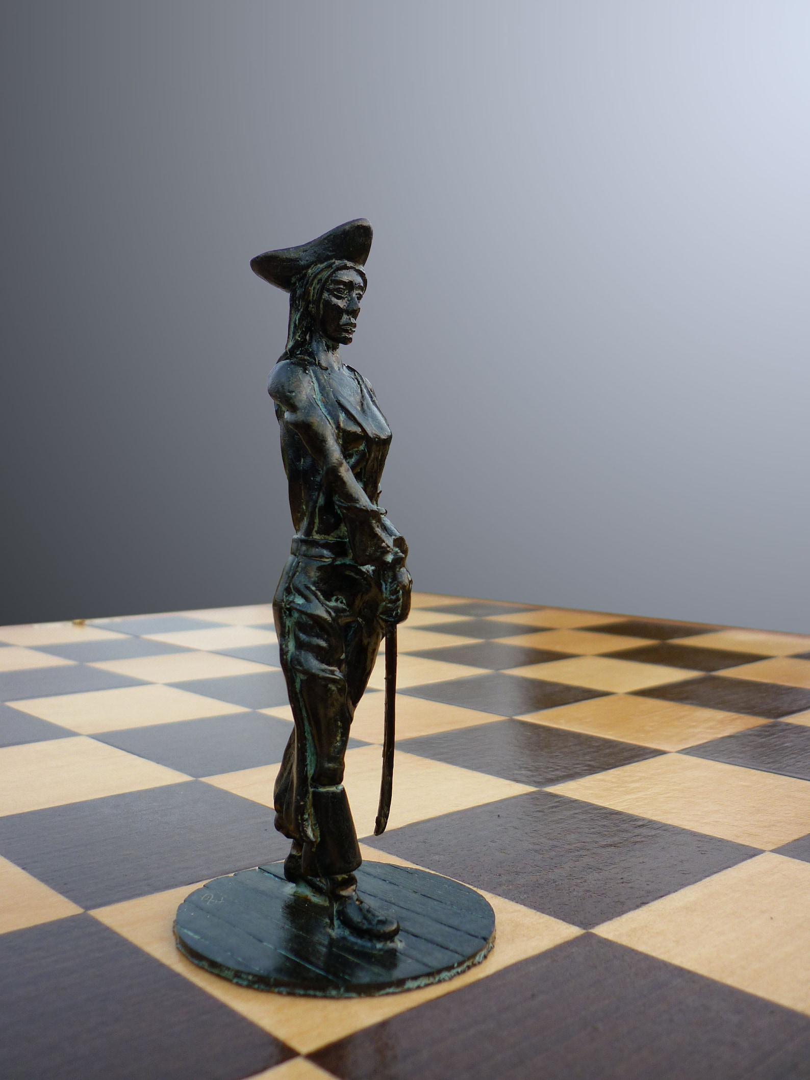 Artistic Chess Set: Pirates Vs Spaniards, Resin Cast Pieces on Wooden ...