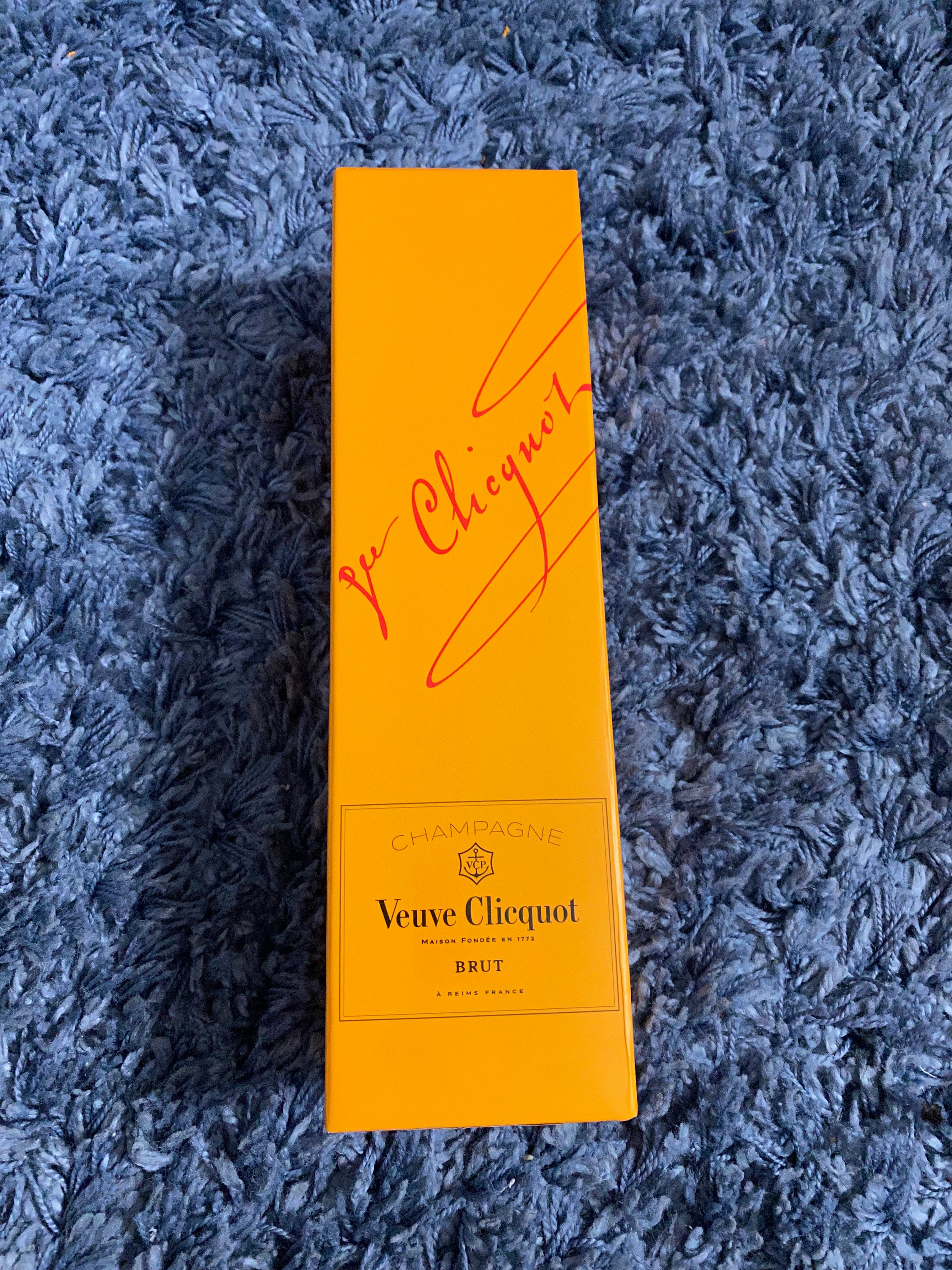Veuve Clicquot: Brut Yellow Label - Etsy