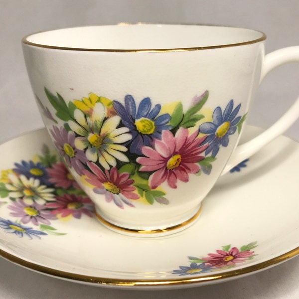 English Daisy - Etsy