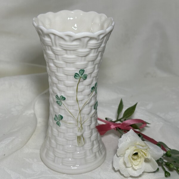 Belleek Colleen Vase - Etsy