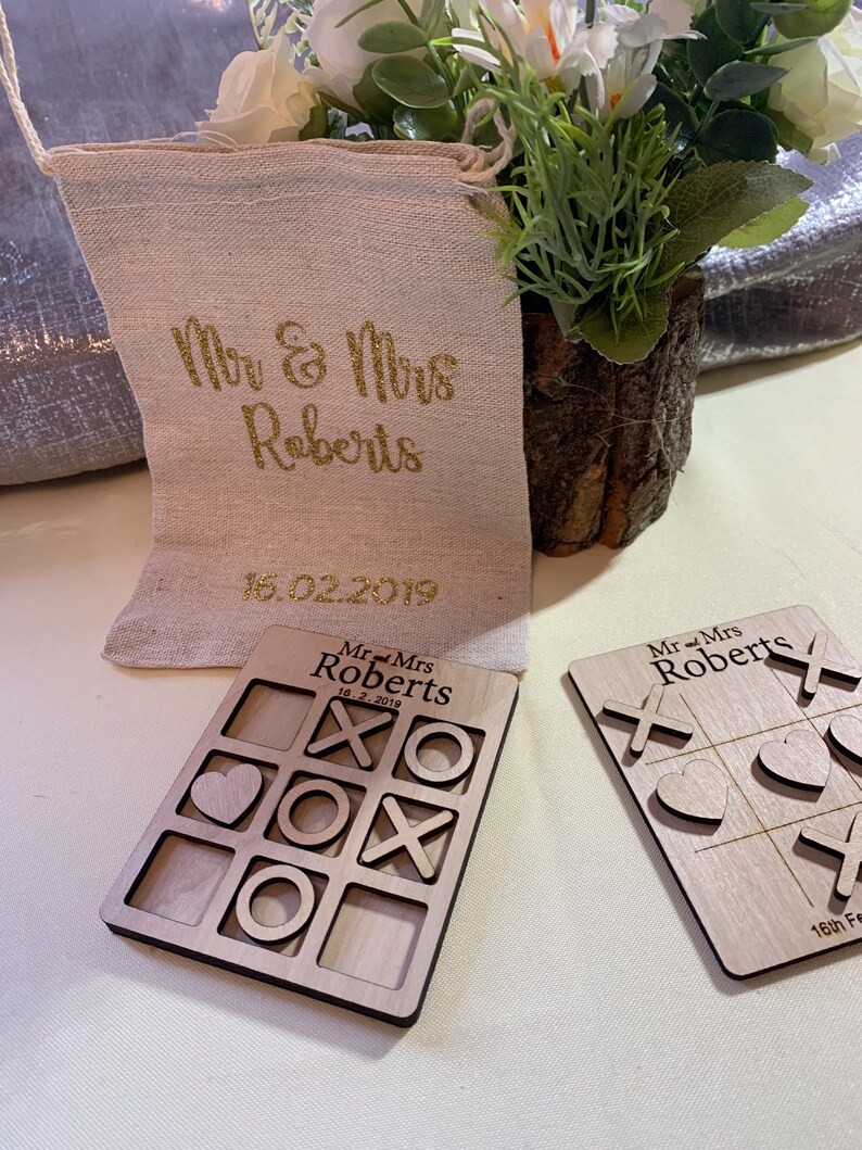 Wedding Favour Tic Tac Toe noughts and Crosses Mini Game - Etsy UK