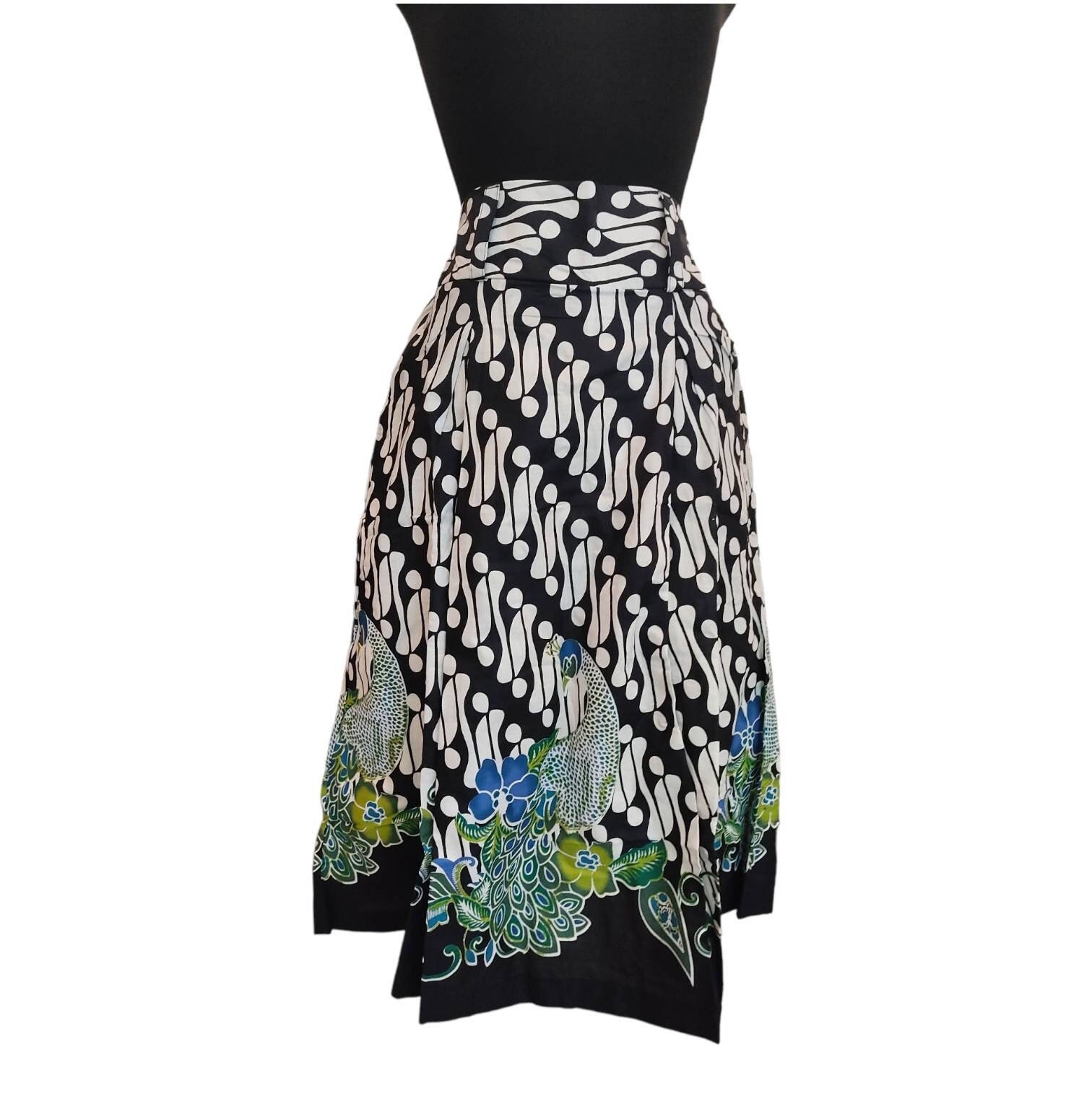 Batik Skirt in Classic Batik Pattern - Etsy