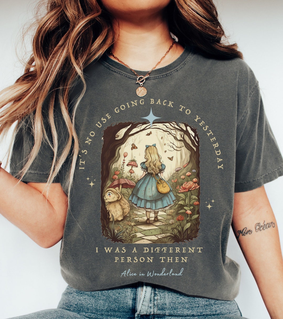 Vintage Alice Alice in Wonderland Shirt Book Shirt Bookish Things Alice ...