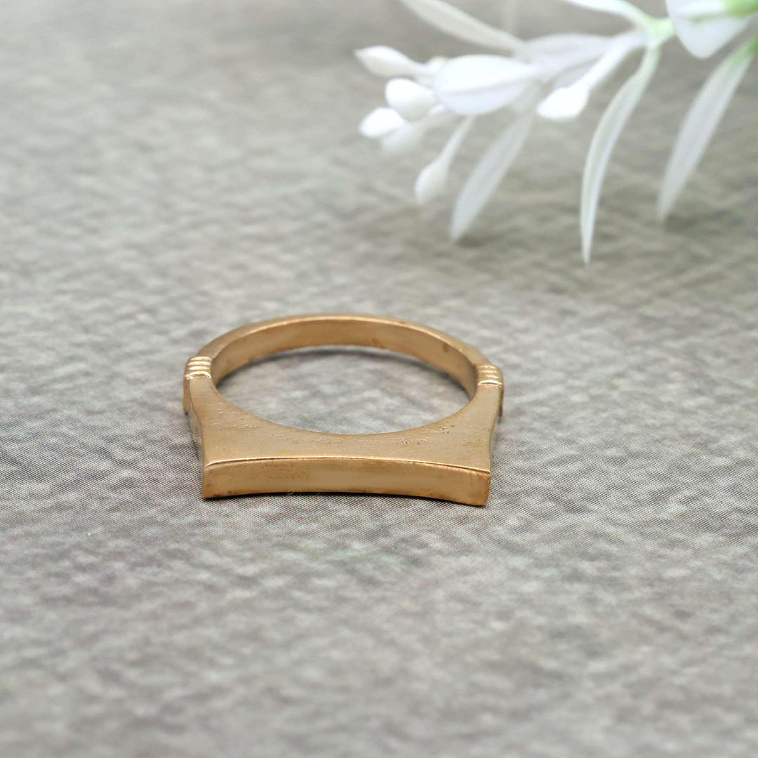 Minimalist Square Top Ring – Modern Geometric Statement Jewelry - Etsy