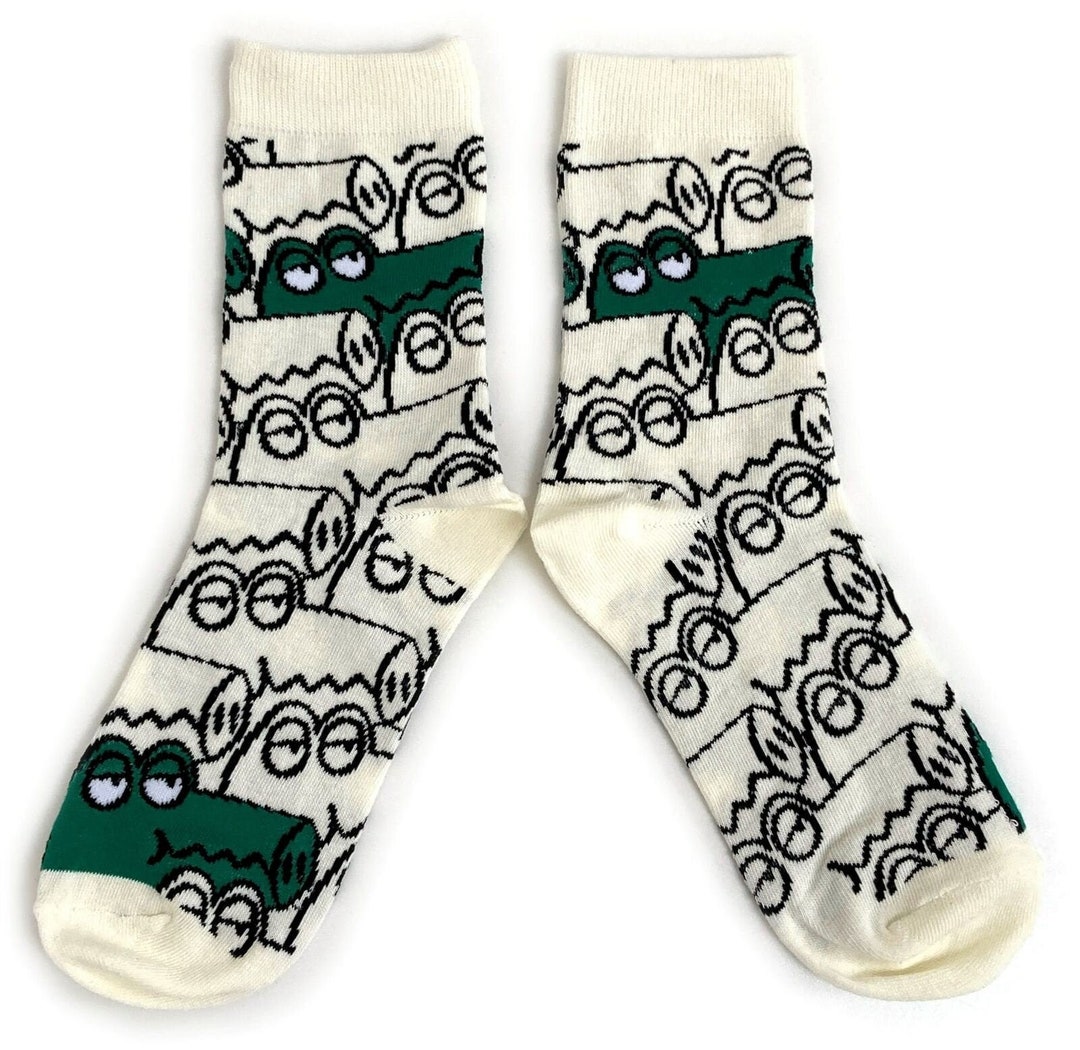 Ladies Whimsical Cartoon Crocodile Alligator Socks & Handmade Soy Wax ...
