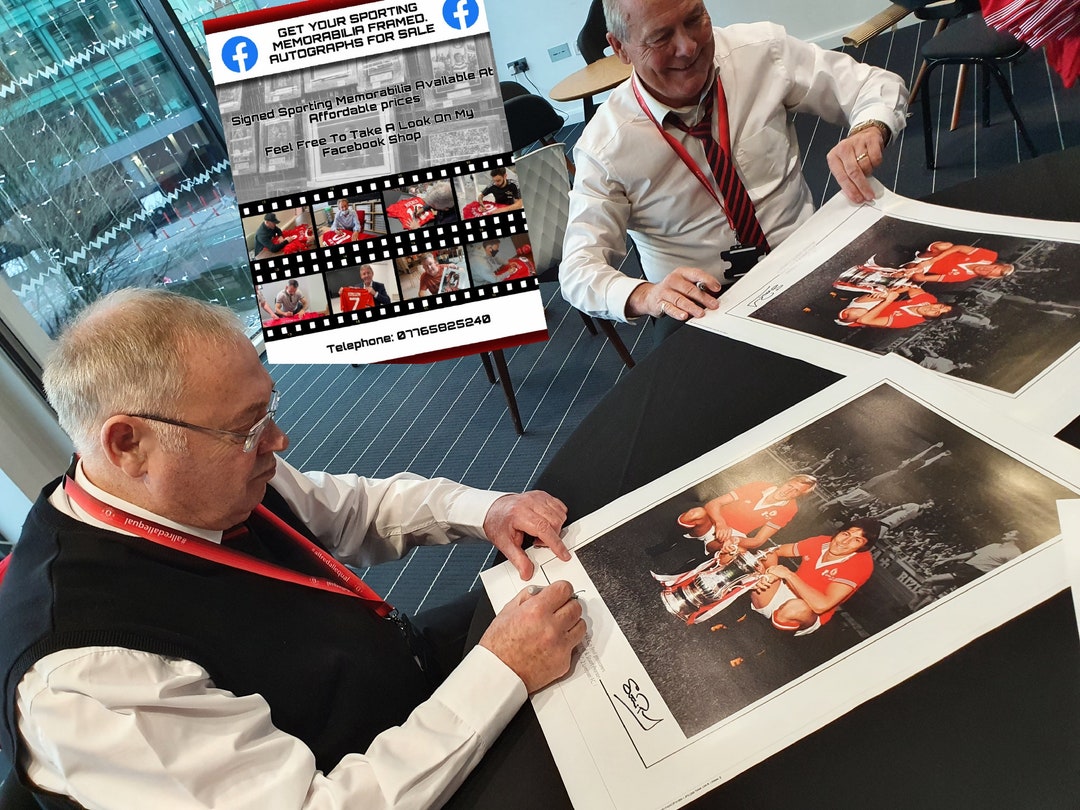 Stuart Pearson & Jimmy Greenhoff Signed Poster Goalscorers 1977 FA Cup ...