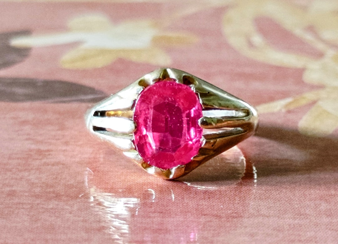 Vintage 9ct Gold Ruby Signet / Pinky Ring - Etsy