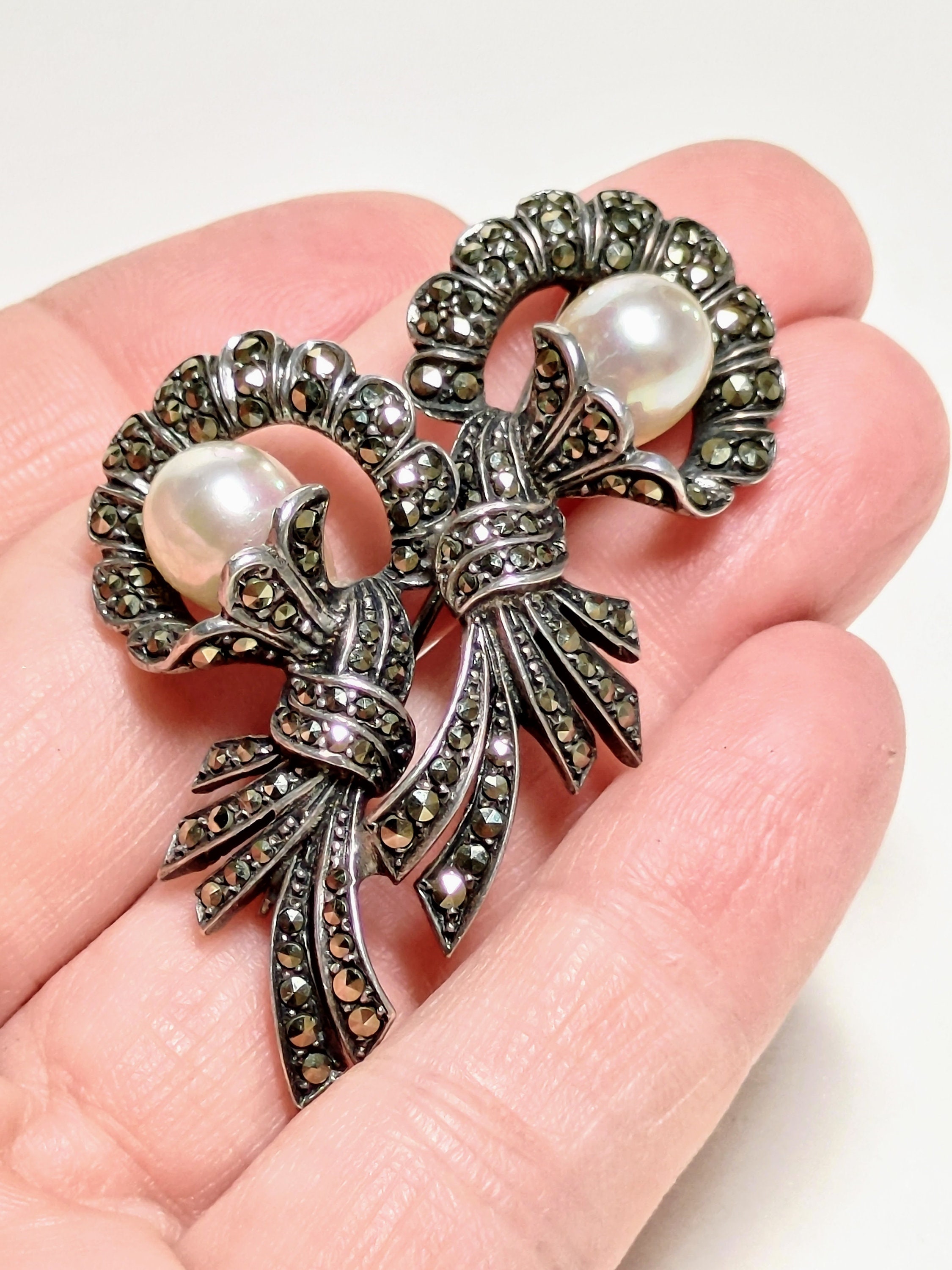 A Stunning Antique Brooch Made of Platinin Set With Pearls and ...
