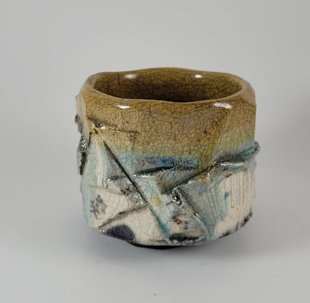 Small Cup in Yunomi Kurinuki Raku Style - Etsy