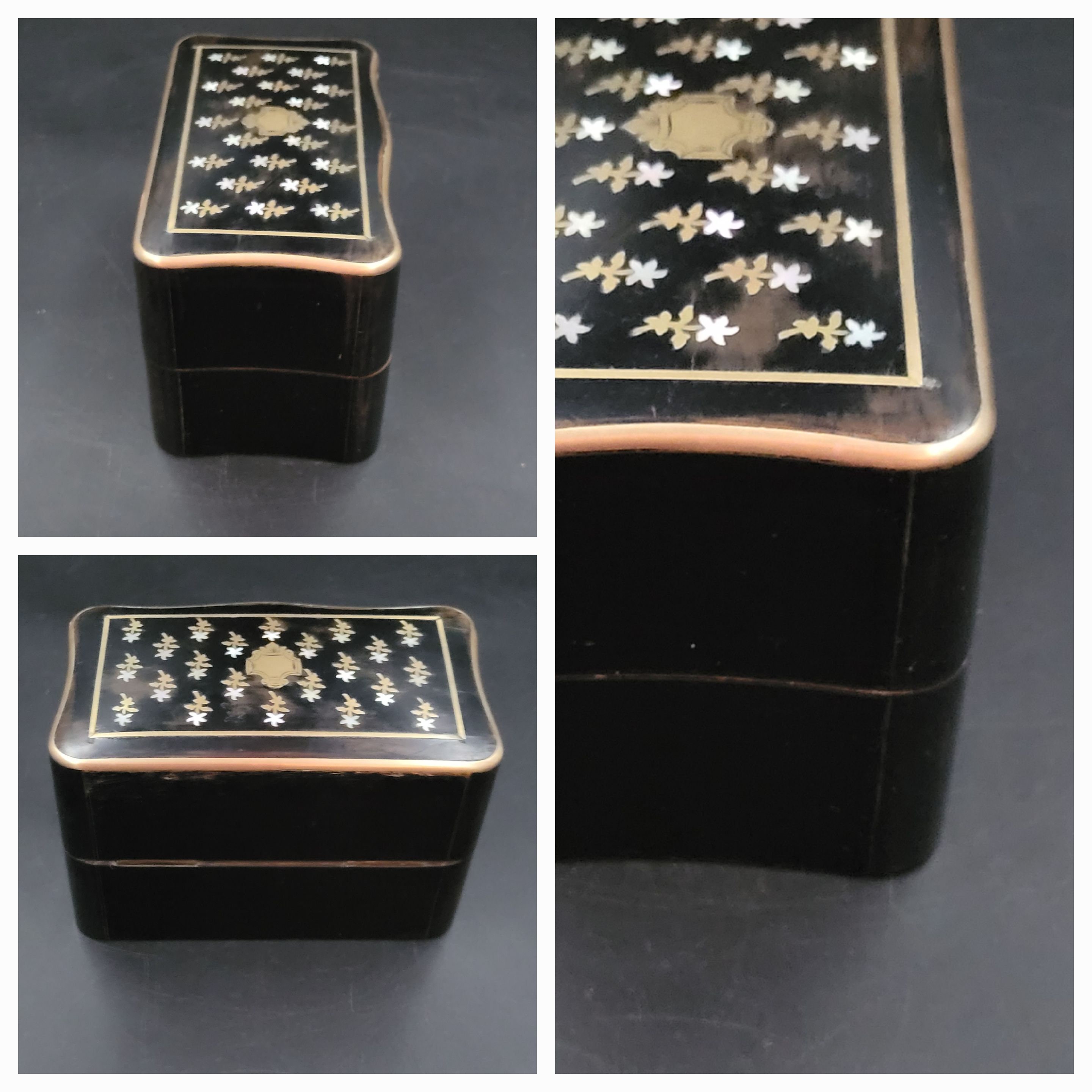 Odor Box With 3 French Napoleon III Bottles 3 Victorian Wooden Box XIX ...